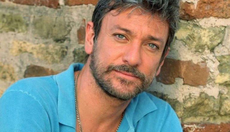 Sergio Assisi: quanti anni ha e dove vive l'amatissimo attore ...